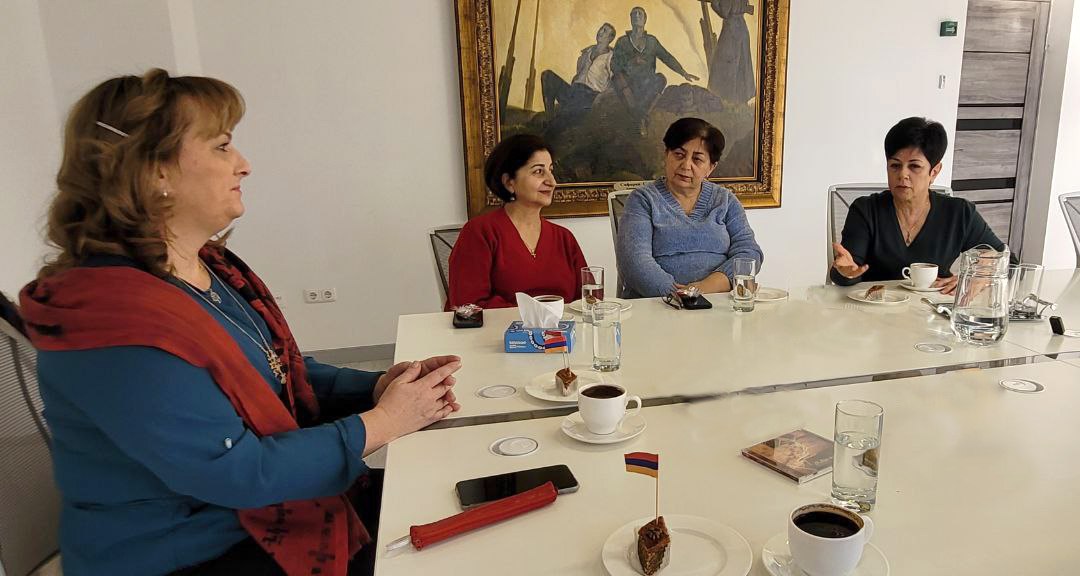 Croatian Professor Eva Kirchmeier Bilic met with teachers of the ...